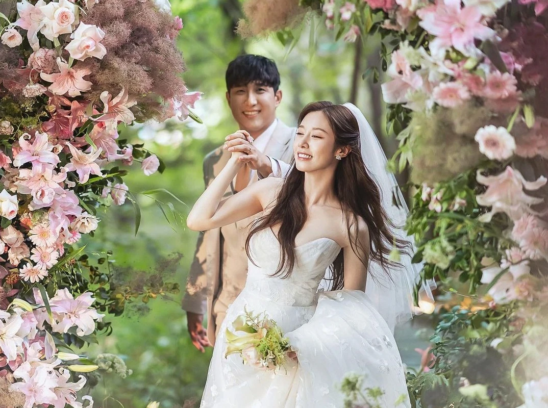 Jiyeon (T-ara) e Hwang jae Gyun se divorciam após quase dois anos de casamento - Korean Magazine BR