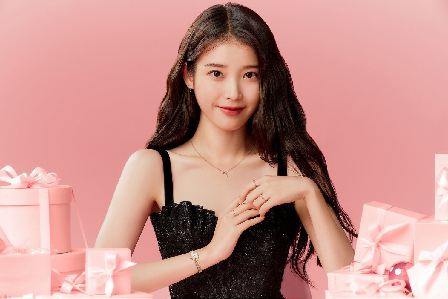IU anuncia retorno com "Flower Bookmark 3" - Korean Magazine BR